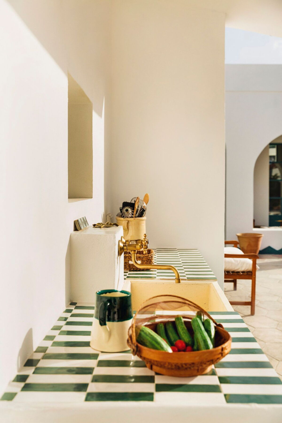 Inspiration Jacquemus : le style du créateur à la maison - Côté Maison