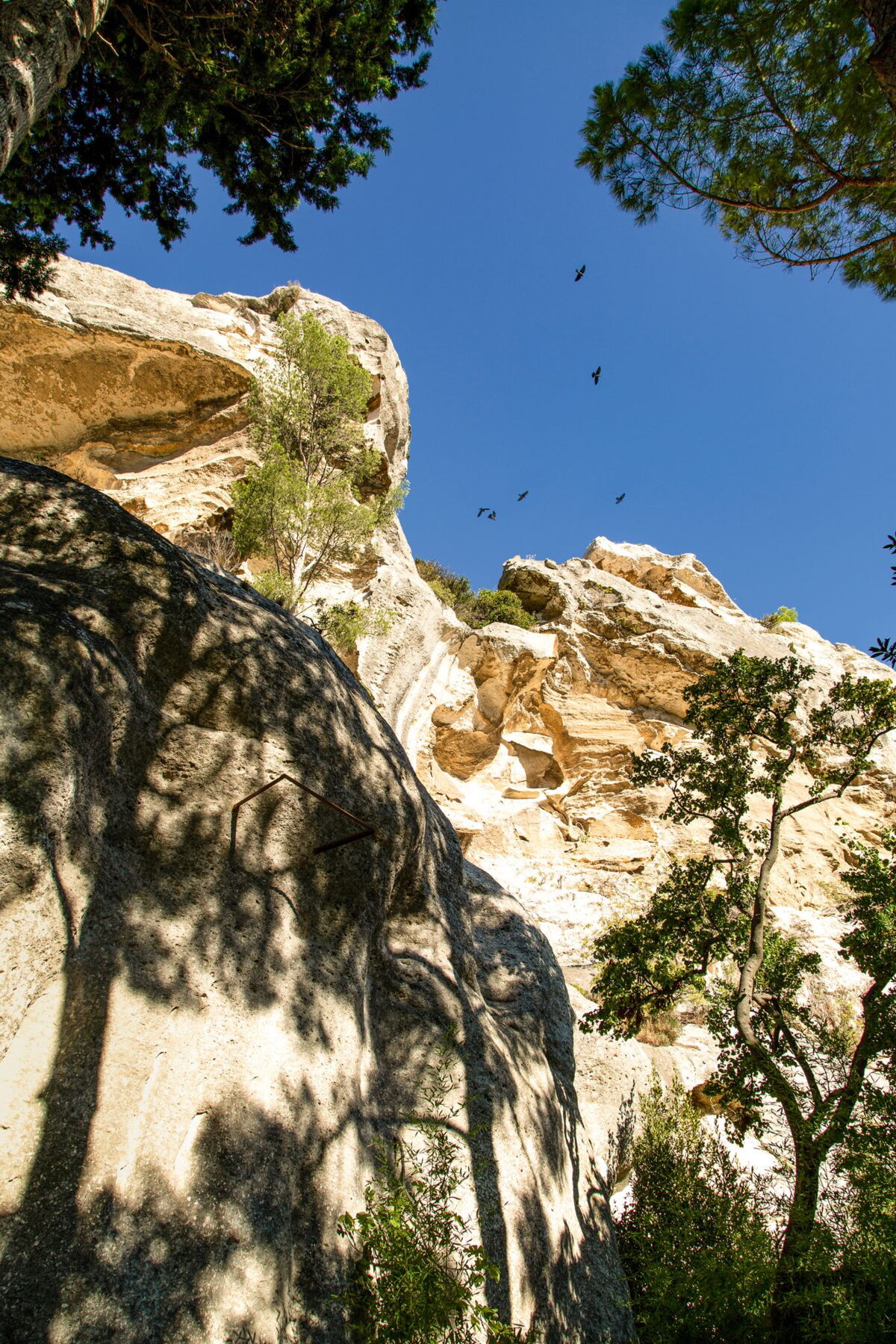 L'Étoile des Baux : un refuge minéral pour se ressourcer et se ...